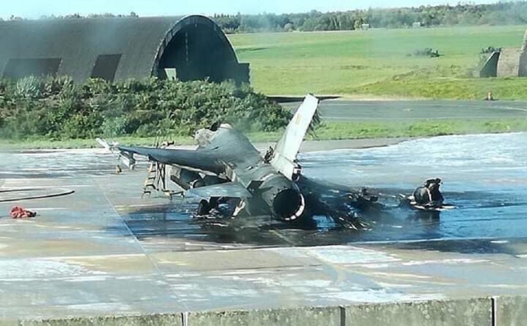 Technician ‘Accidentally’ Fires Vulcan Cannon, Destroys F-16 on Runway ...