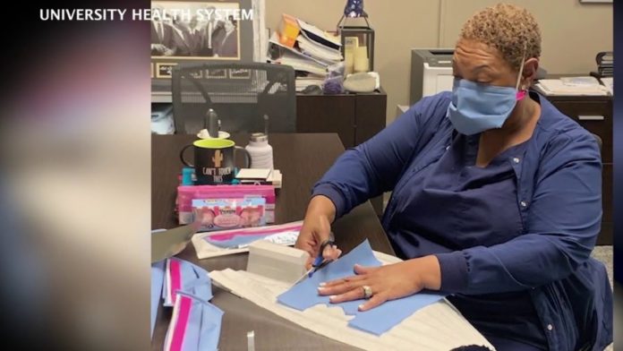 Nurse shows how to make mask with 99.5% filtration efficiency – make ...